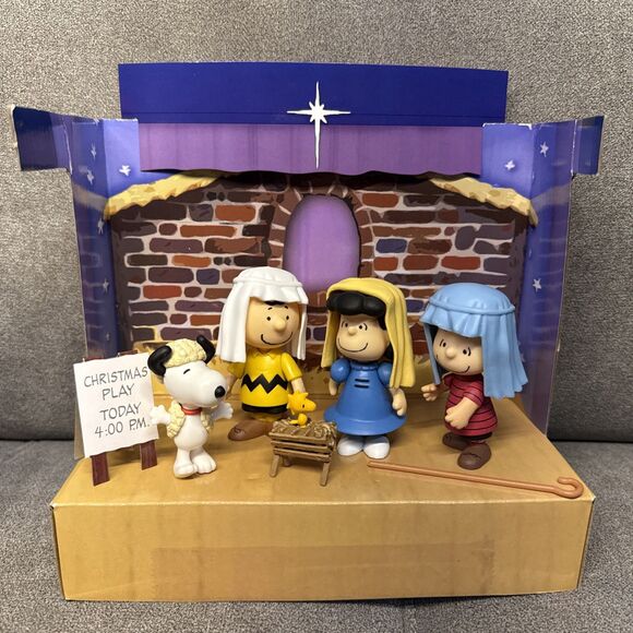 ForeverFun | Holiday | Peanuts Christmas Pageant Mini Figure Set With ...